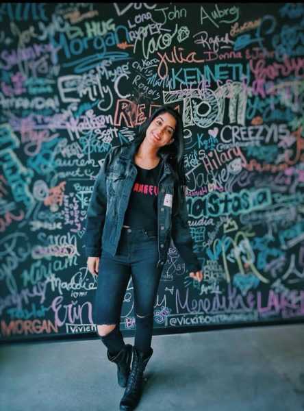 Anisha Dixit (Rickshawali) Wiki, Biography, Age, Images - wikimylinks