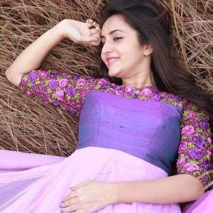Bhama Wiki, Biography, Age, Family, Movies, Images - wikimylinks