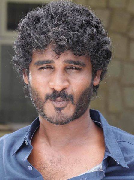 Chikkanna Wiki, Biography, Age, Movies, Family, Images - wikimylinks