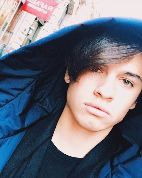 Dylan Jagger Lee Wiki, Biography, Age, Family, Songs, Images & More ...