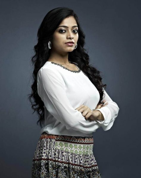 Janani Iyer Wiki, Biography, Age, Movies, Images, Bigg Boss - wikimylinks