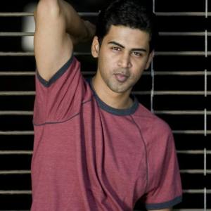 Krish (Singer) Wiki, Biography, Age, Songs List, Family, Images ...