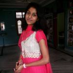 Madhu Priya Wiki, Biography, Age, Songs, Family, Images - wikimylinks