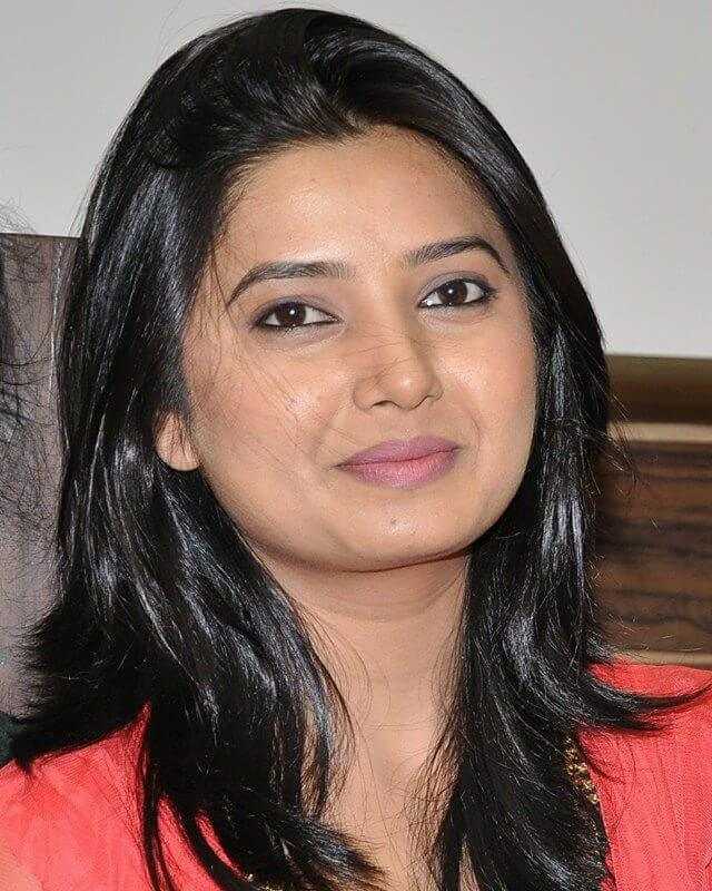 Prajakta Mali Wiki, Biography, Age, Movies, Family, Images - wikimylinks