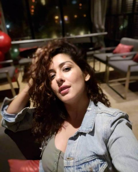 Sameksha Wiki, Biography, Age, Movies, Family, Images - wikimylinks