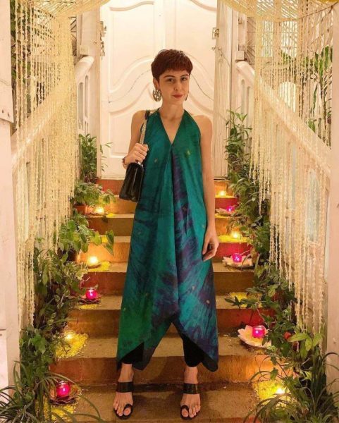 Scherezade Shroff Wiki, Biography, Age, Family, Images - wikimylinks