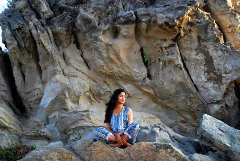 Anuja Joshi Wiki, Biography, Age, Movies, Family, Images & More ...