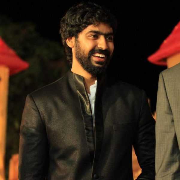 Ashish Gandhi Wiki, Biography, Age, Movies, Family, Images - wikimylinks