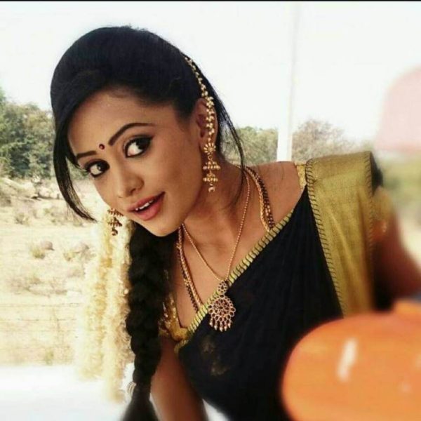 Chandhana Shetty Wiki, Biography, Age, Serials, Family, Images ...
