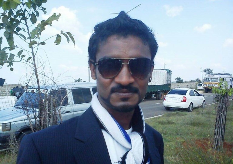 Chikkanna Wiki, Biography, Age, Movies, Family, Images - wikimylinks