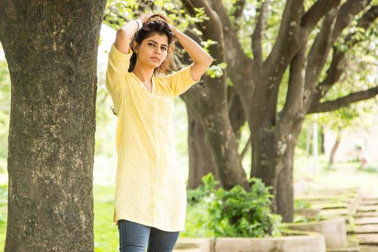 Chinmayi Wiki, Biography, Age, Husband, Songs, Images - wikimylinks