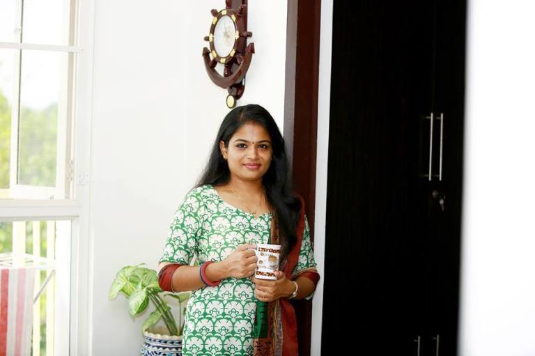 Divya S. Menon Wiki, Biography, Age, Songs List, Family, Images ...