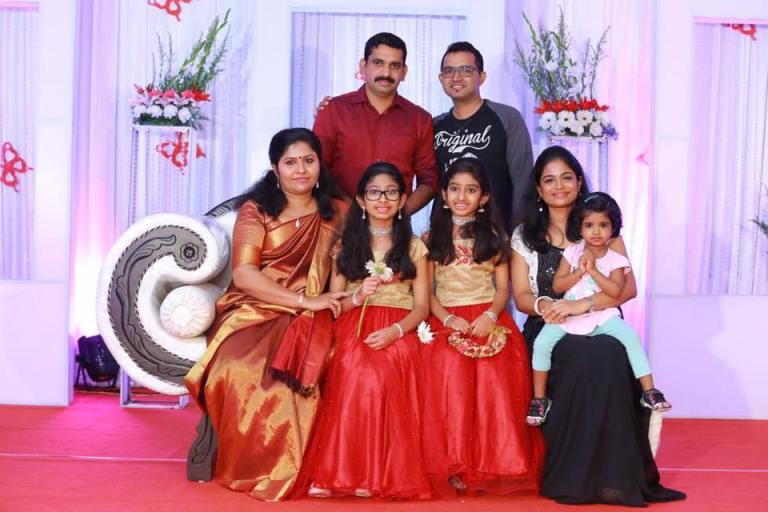 Divya S. Menon Wiki, Biography, Age, Songs List, Family, Images ...