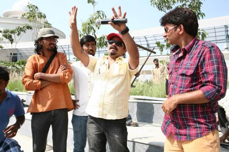 Gautam Joglekar Wiki, Biography, Age, Movies, Family, Images & More ...