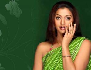 Gayatri Jayaraman Wiki, Biography, Age, Family, Movies, Images ...