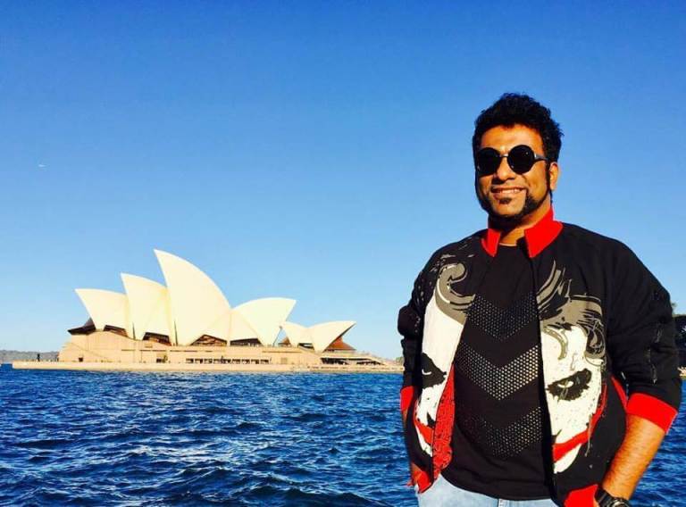 Haricharan Wiki, Biography, Age, Songs List, Family, Images - wikimylinks