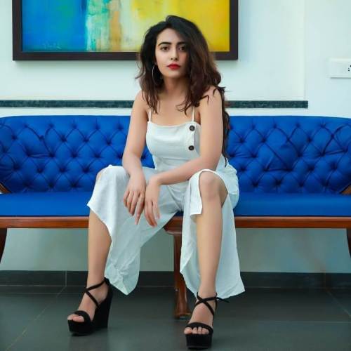 Jinal Joshi Wiki, Biography, Age, Movies, Images & ore - wikimylinks