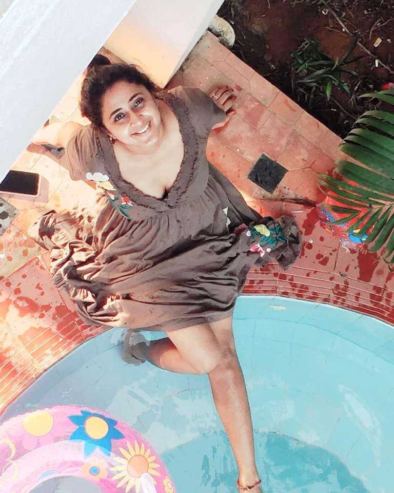 Kaniha Wiki, Biography, Age, Movies, Family, Images - wikimylinks