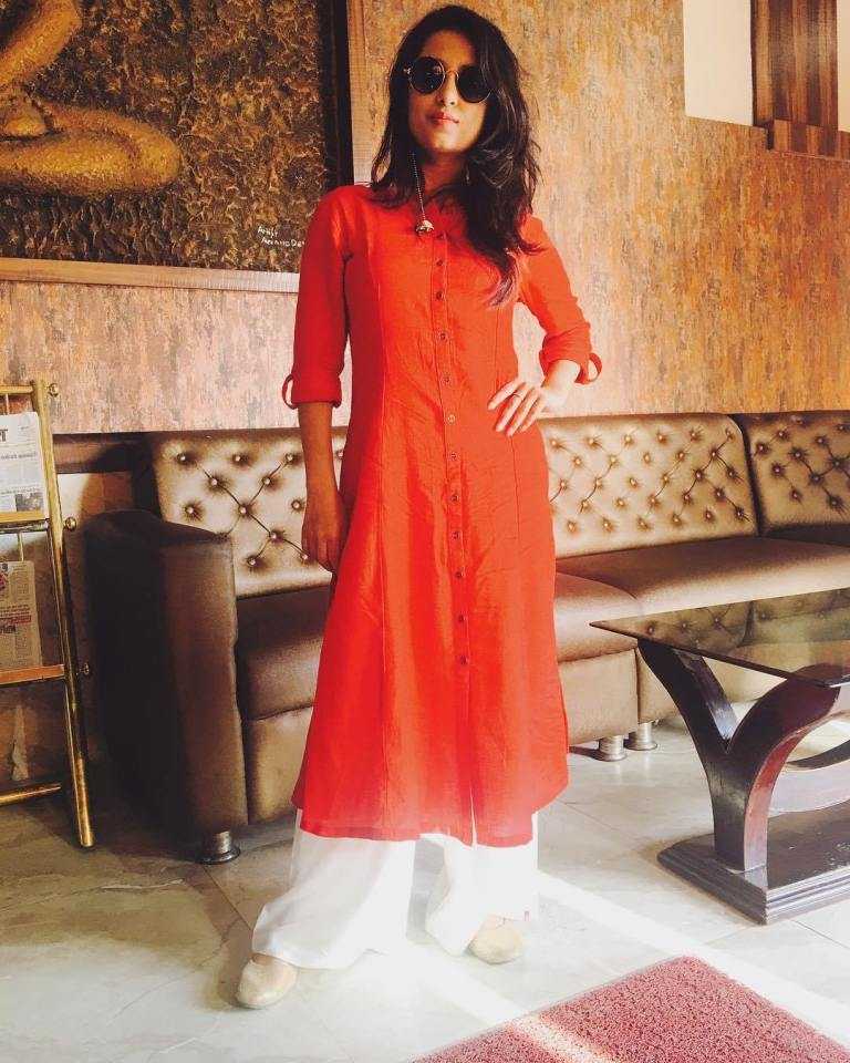 Kanika Tiwari Wiki, Biography, Age, Family, Movies, Images - wikimylinks