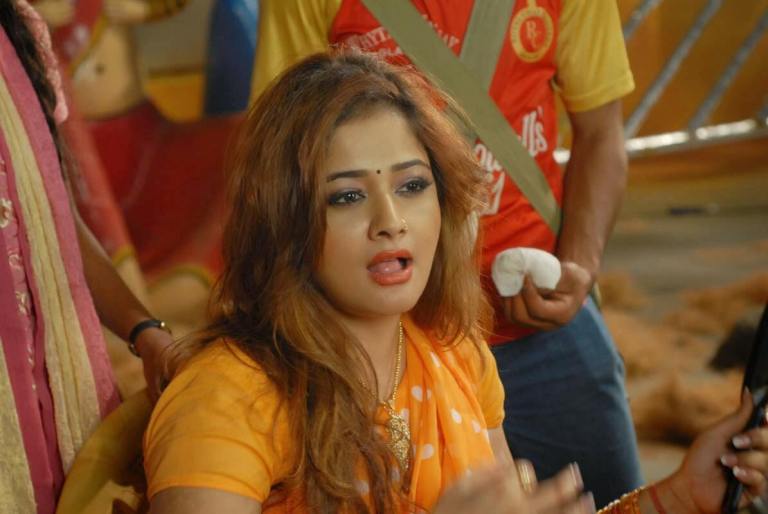 Kiran Rathod Wiki, Biography, Age, Images, Movies List - wikimylinks