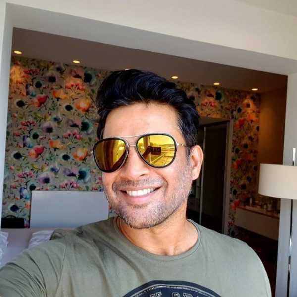 R. Madhavan Wiki, Biography, Age, Movies List, Family, Images - wikimylinks