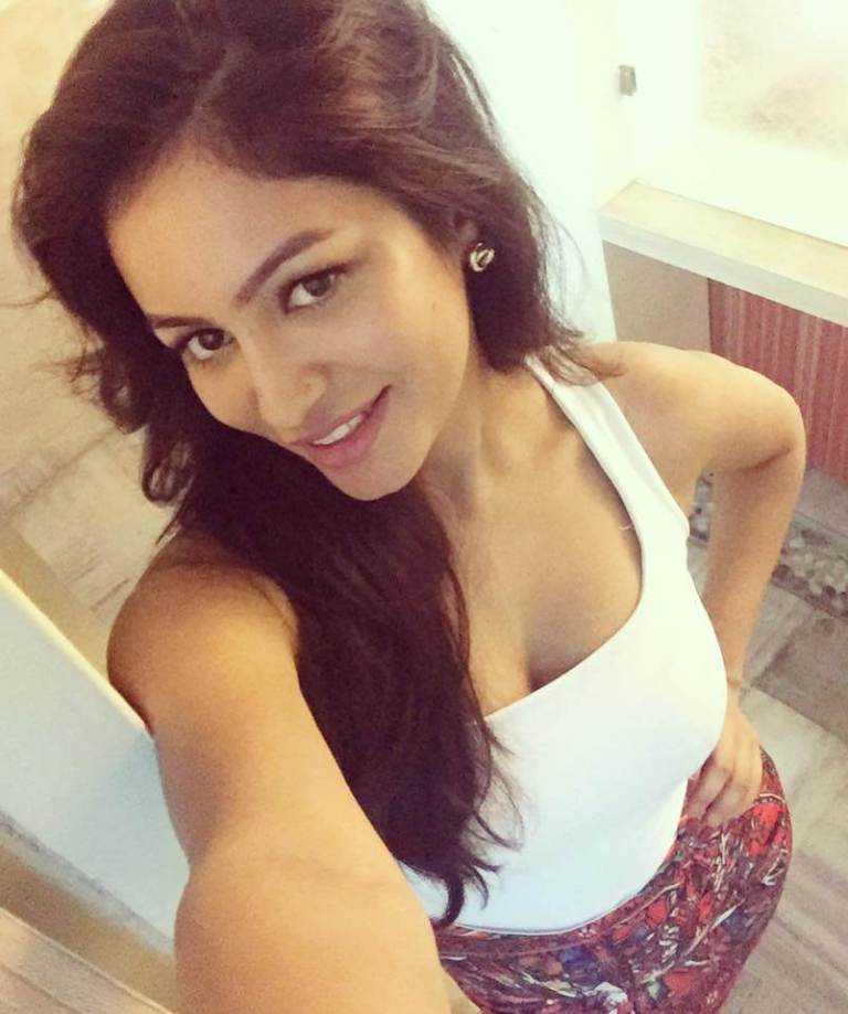 Pooja Bisht Wiki, Biography, Age, Serials, Images - wikimylinks