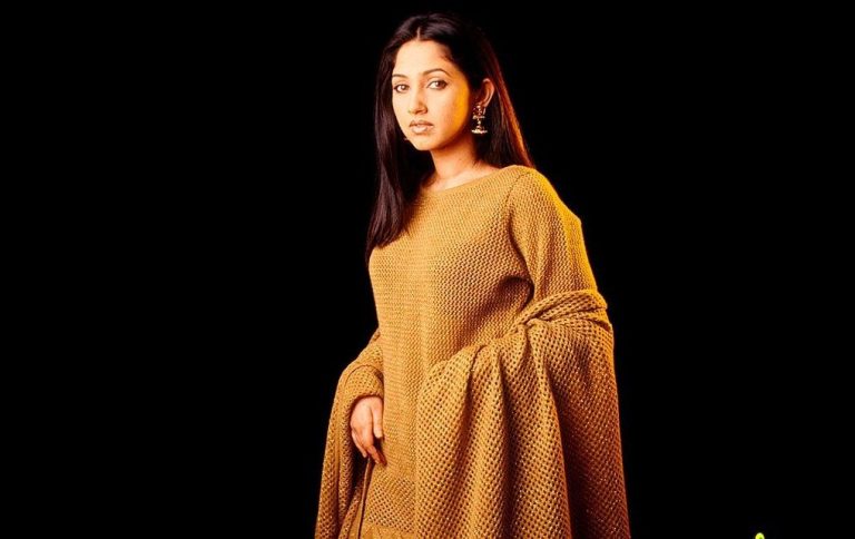 Rinke Khanna Wiki, Biography, Age, Movies, Family, Images - wikimylinks