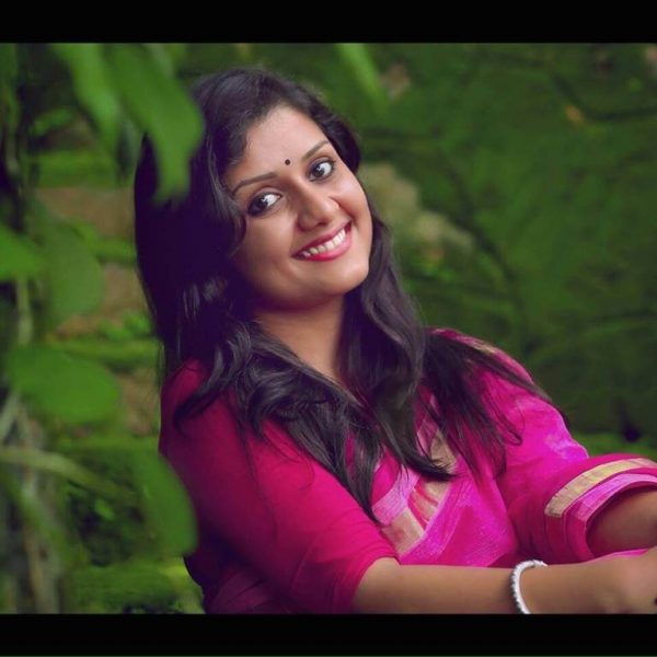 Sarayu (Actress) Wiki, Biography, Age, Movies, Family, Images - wikimylinks