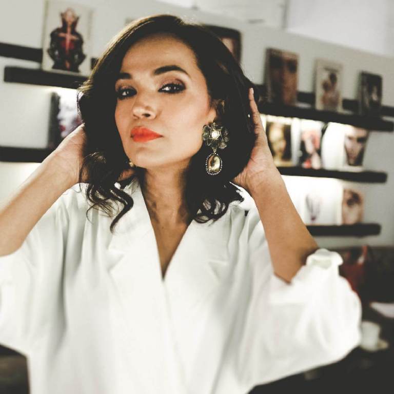 Aamina Sheikh Wiki, Biography, Age, Movies, Serials, Images - wikimylinks