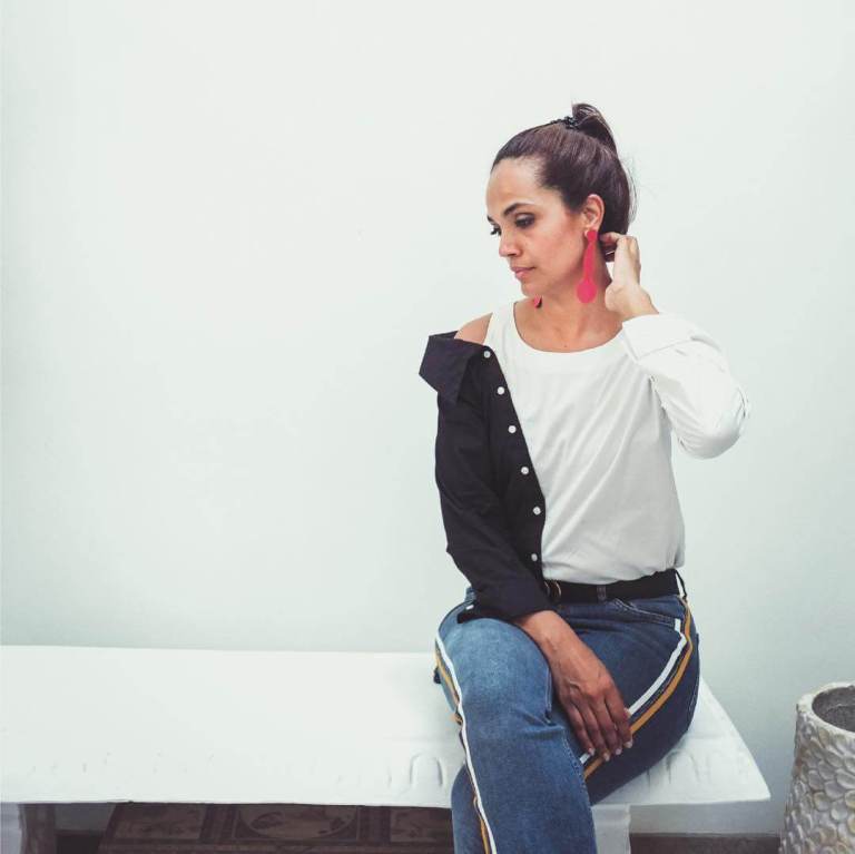 Aamina Sheikh Wiki, Biography, Age, Movies, Serials, Images - wikimylinks