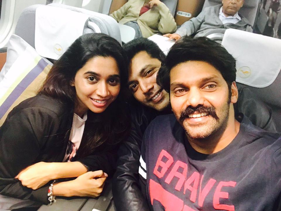 Aarti Jayam Ravi Wiki, Biography, Age, Images - wikimylinks