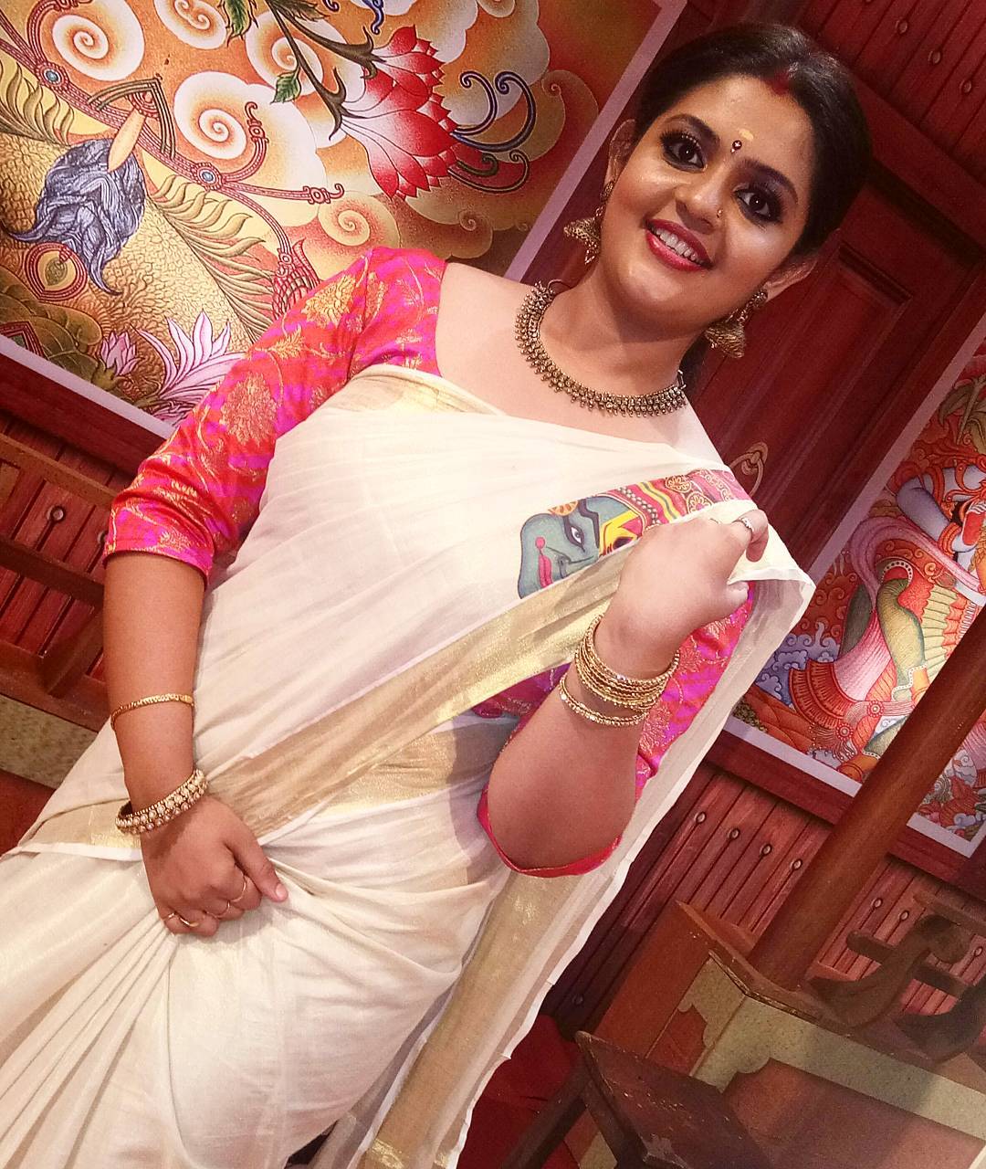 Aiswarya Mithun Koroth Wiki, Biography, Age, Images, Serials & More ...