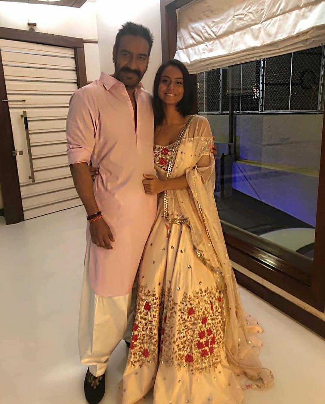 Nysa Devgan Wiki, Biography, Age, Images, Family & More - wikimylinks