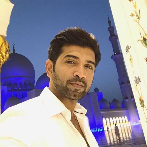 Arun Vijay Wiki, Biography, Age, Family, Movies, Images - wikimylinks
