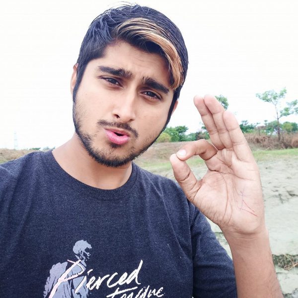 Deepak Thakur (Bigg Boss 12) Wiki, Biography, Age, Songs, Family ...