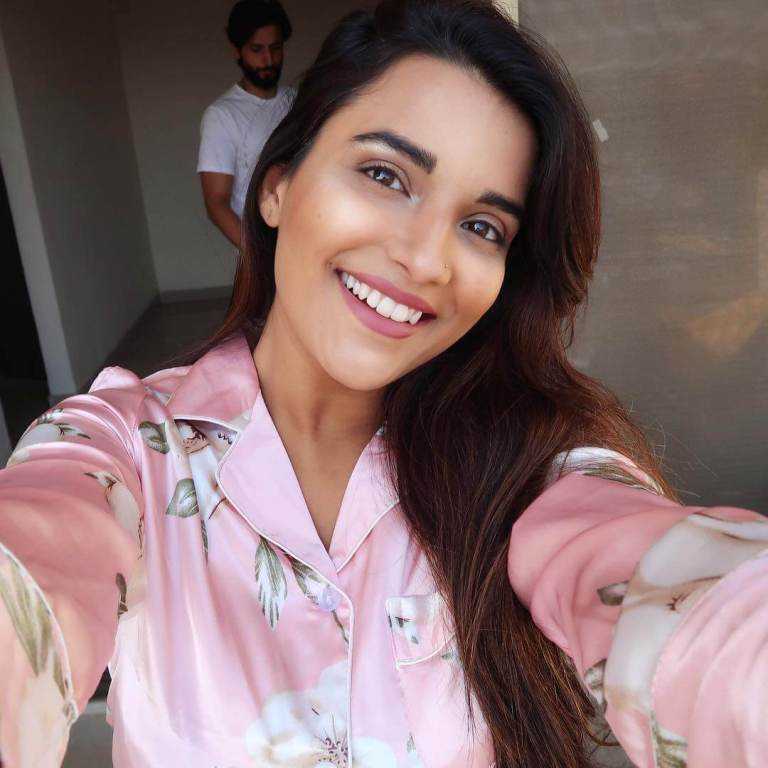 Jyotii Sethi Wiki, Biography, Age, Movies, Images - wikimylinks