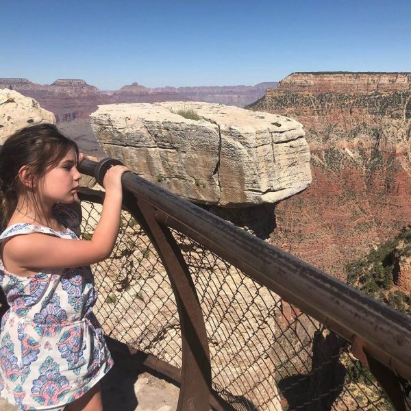 Lexi Rabe Wiki, Biography, Age, Movies, Family, Images& More - wikimylinks