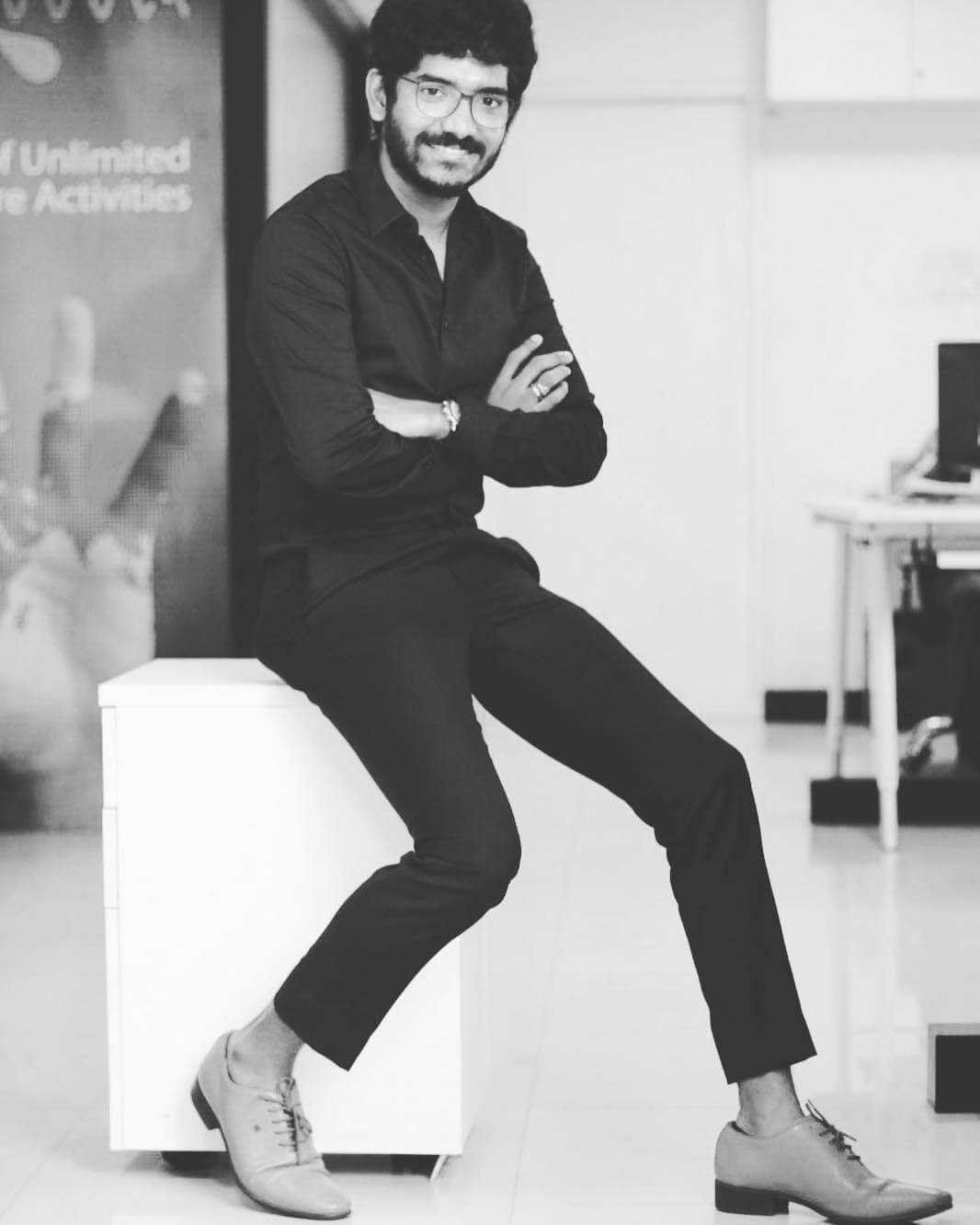 Nivas K. Prasanna Wiki, Biography, Age, Songs, Images - wikimylinks