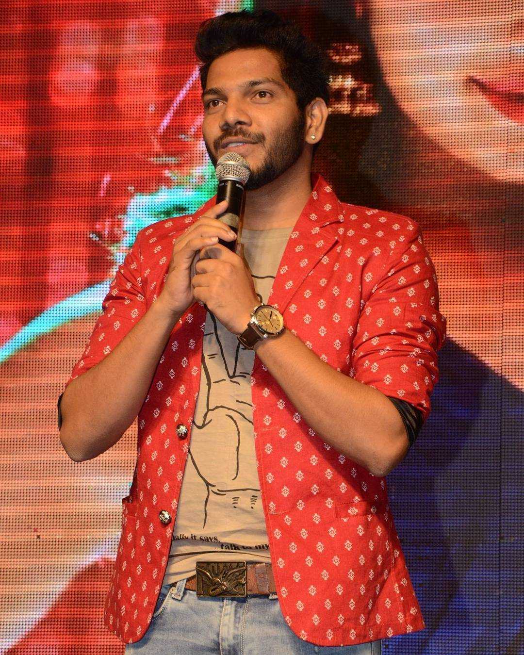 Noel Sean Wiki, Biography, Age, Movies List, Songs, Images - wikimylinks