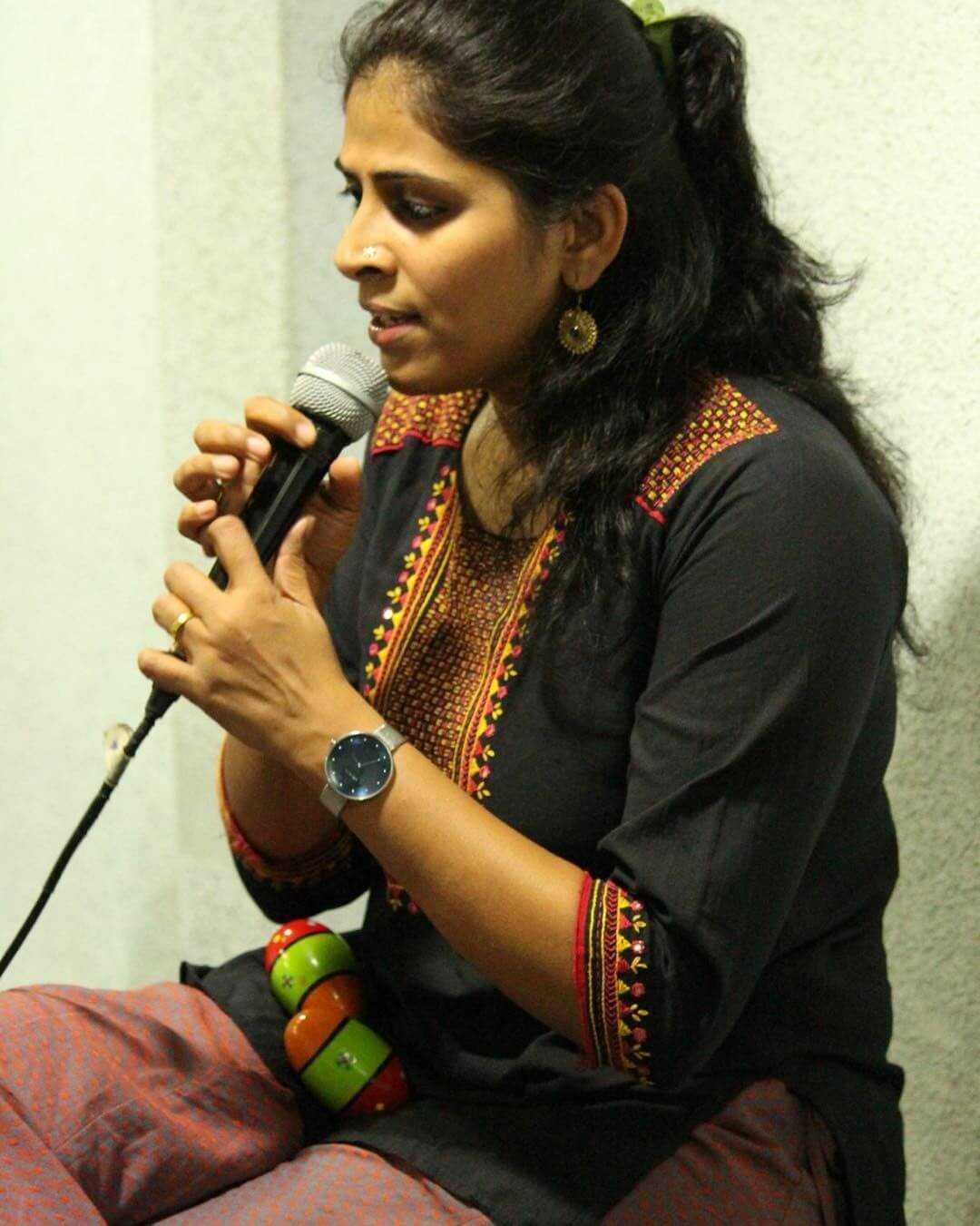 Pooja Vaidyanath Wiki, Biography, Age, Family, Songs, Images - wikimylinks