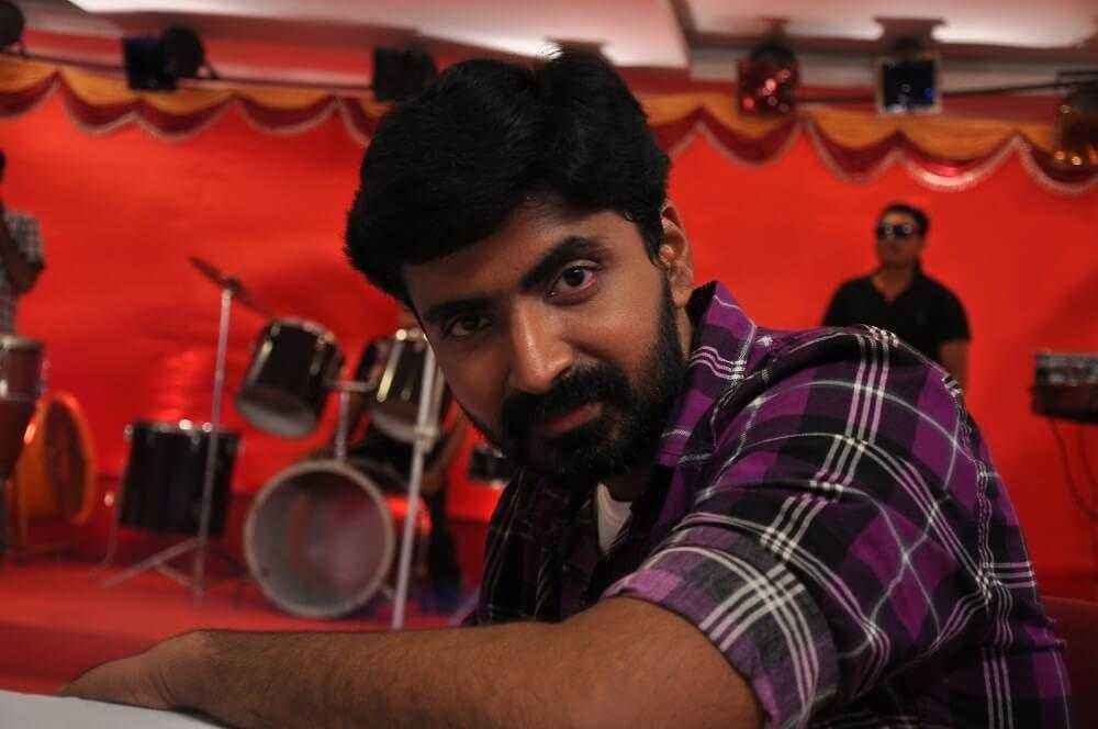 Prajin (Actor) Wiki, Biography, Age, Wife, Movies, Images - wikimylinks