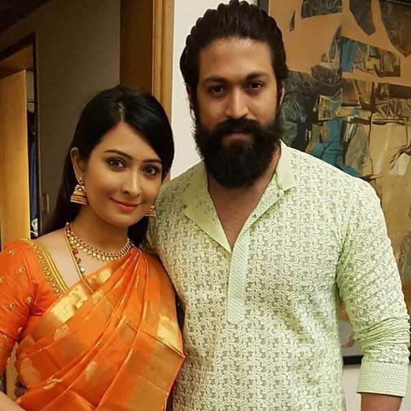 Radhika Pandit Wiki, Biography, Age, Husband, Movies, Images - wikimylinks