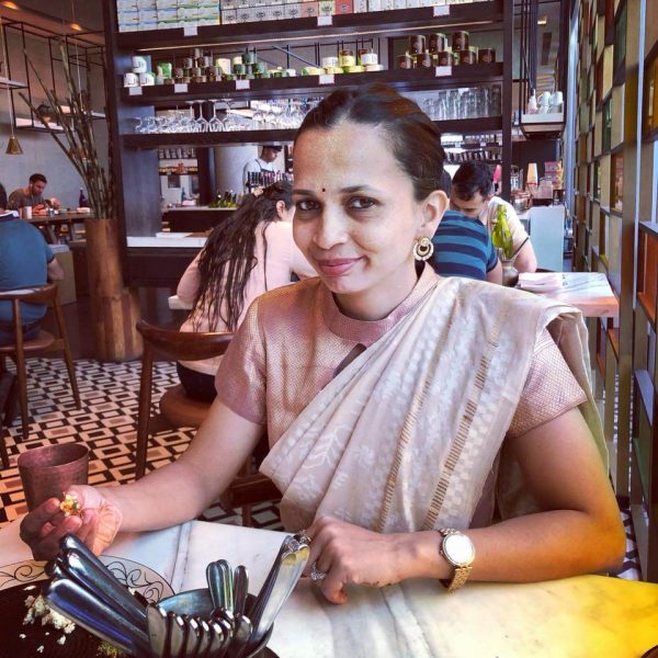 Rujuta Diwekar Wiki Biography Age Books Images And More Wikimylinks 5178