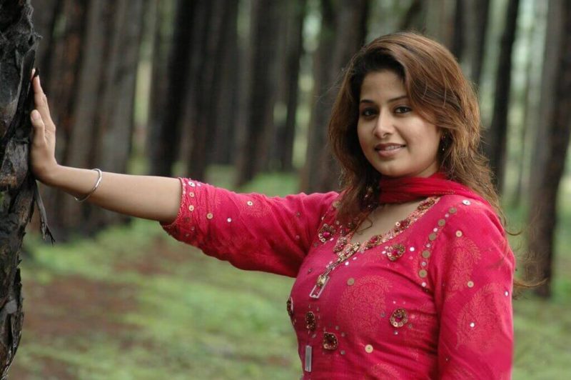 Sangeetha Krish Wiki, Biography, Age, Images, Husband & More - wikimylinks