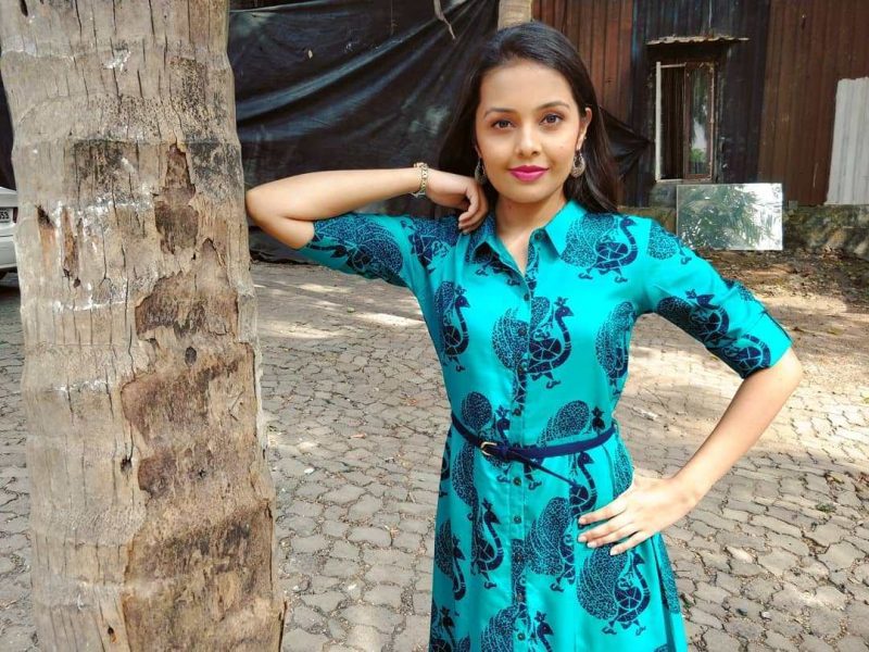 Shivani Rangole Wiki, Biography, Age, Movies, Family, Images - wikimylinks