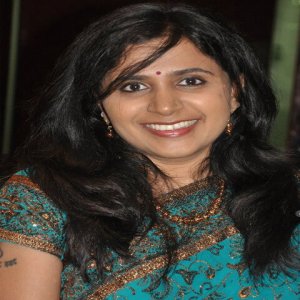 Sangeetha Rajeshwaran Wiki, Biography, Age, Songs, Family, Images ...