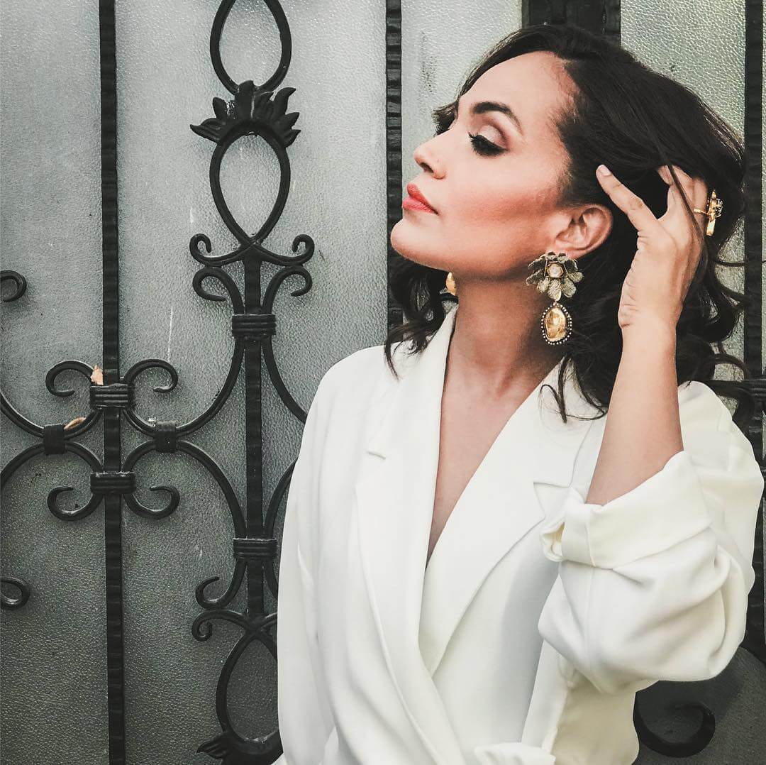 Aamina Sheikh Wiki, Biography, Age, Movies, Serials, Images - wikimylinks