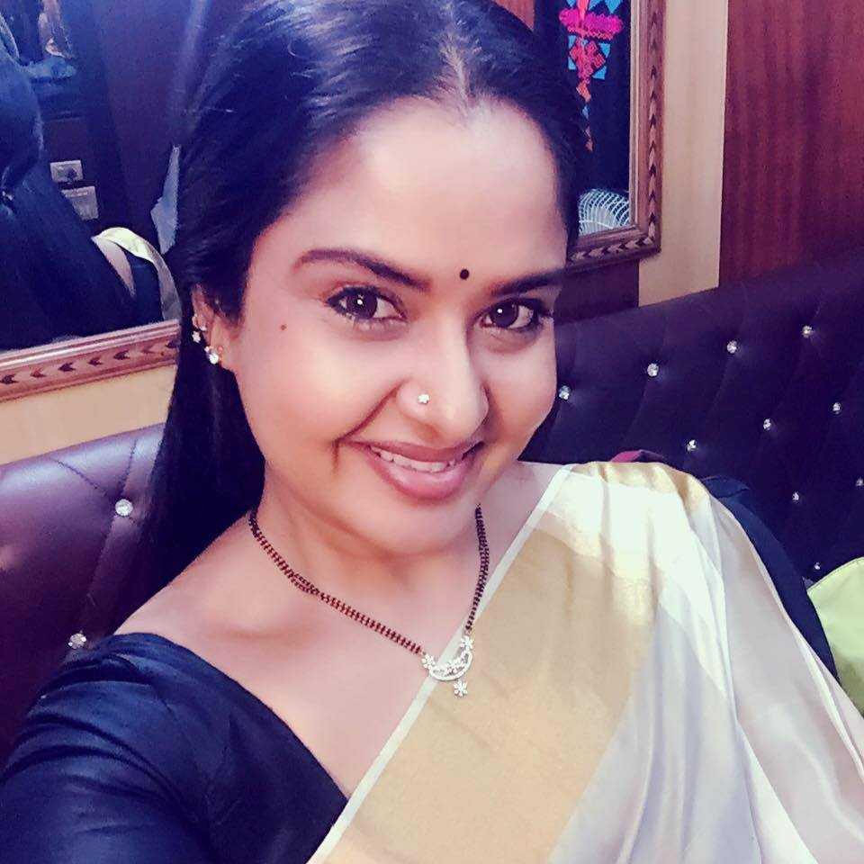 Pragathi Mahavadi Wiki, Biography, Age, Movies, Serials, Photos ...