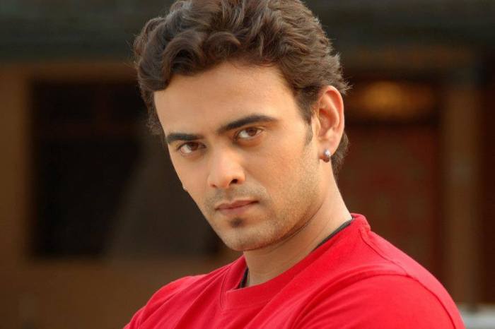 Astad Kale Wiki, Biography, Age, Family, Bigg Boss, Images - wikimylinks