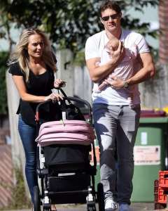 Lee Furlong (Shane Watson Wife) Wiki, Biography, Age, Family, Images ...